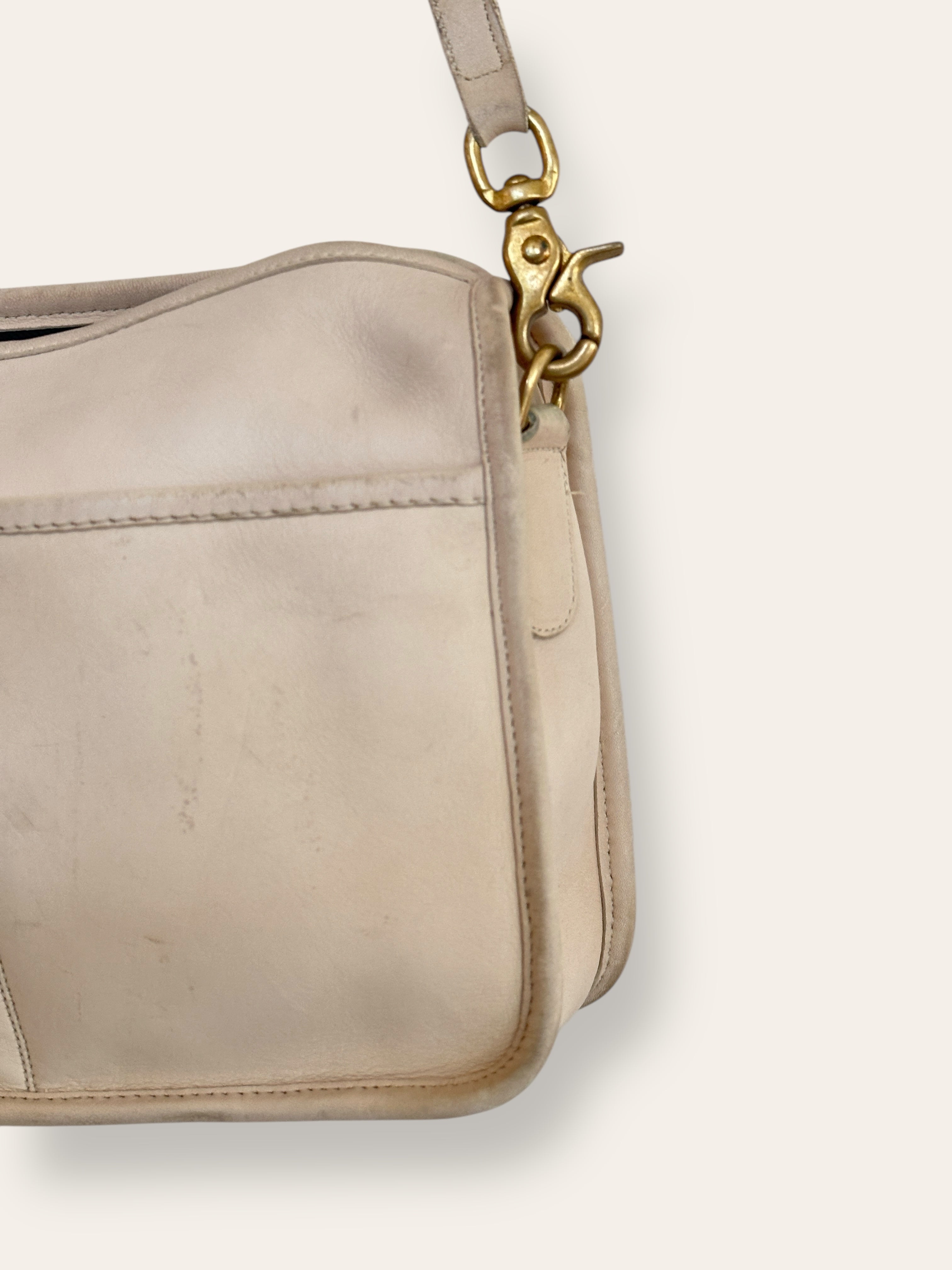 Vintage 1990’s Coach 4804 Bone White Crossbody Bag – Afterlife Boutique